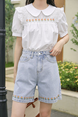 Daisy Chain Embroidered Shorts (Light Denim) – Megoosta Fashion